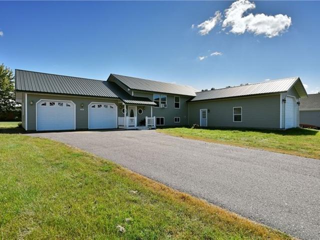 111 Reinhart Dr, Shell Lake, WI 54871