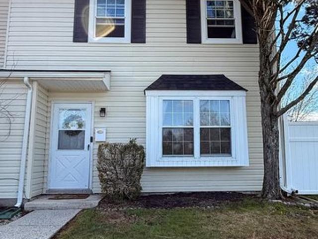 111 Reliance Cir, Telford, PA 18969