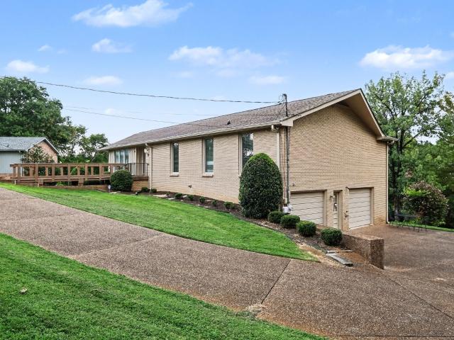 111 Rising Sun Ct
