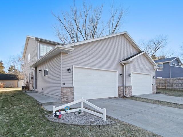 111 W Thomas St, Poynette, WI 53955
