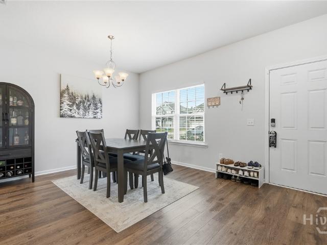 111 W Winn Avenue
