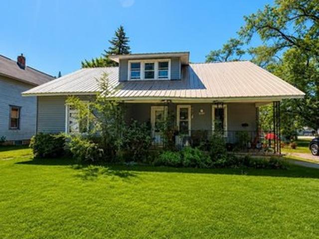 111 W Broadway St, Scottville, MI 49454