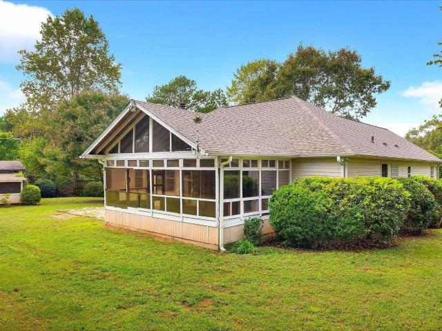 111 W Highway 14