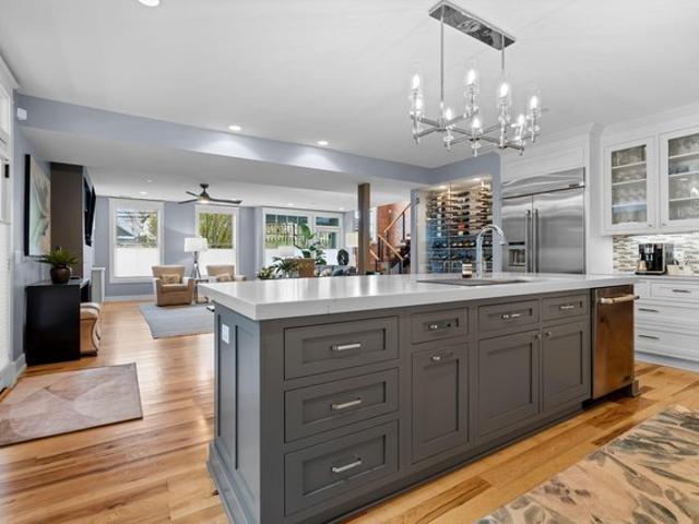 111 W Kingsley St, Ann Arbor, MI 48103