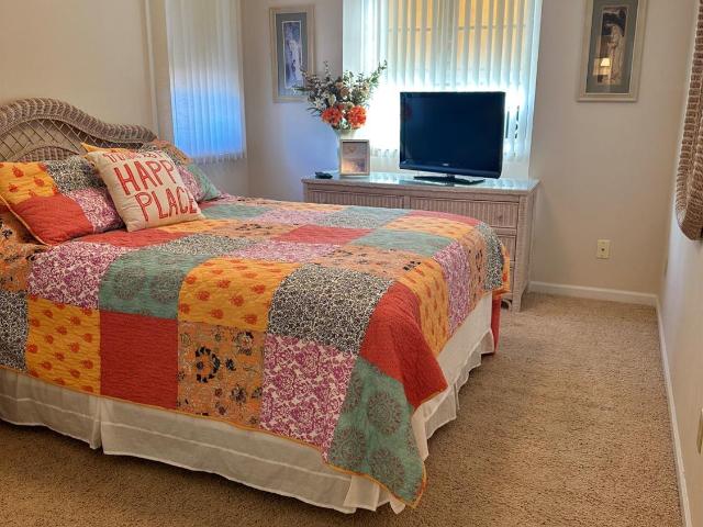 111 W Lakeshore # 8F