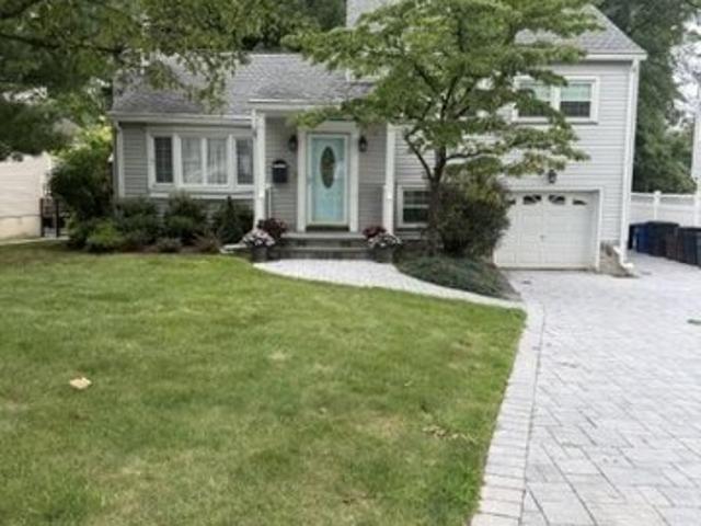 111 Woodland Rd, New Providence, NJ 07974