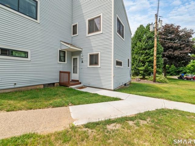 111 Wooster St Unit 2A, Naugatuck, CT 06770