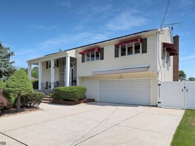 111 Walton Ave