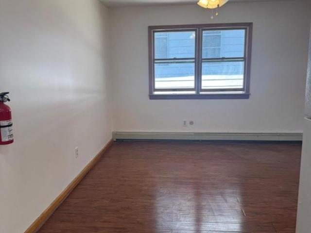 111 Wessington Ave # 2