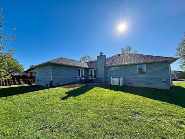 111 Westview St, Palmyra, MO 63461 | MLS #11565 | Compass