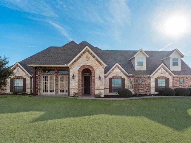 111 Whispering Winds Dr, Gunter, TX 75058 | MLS #21149 | Compass