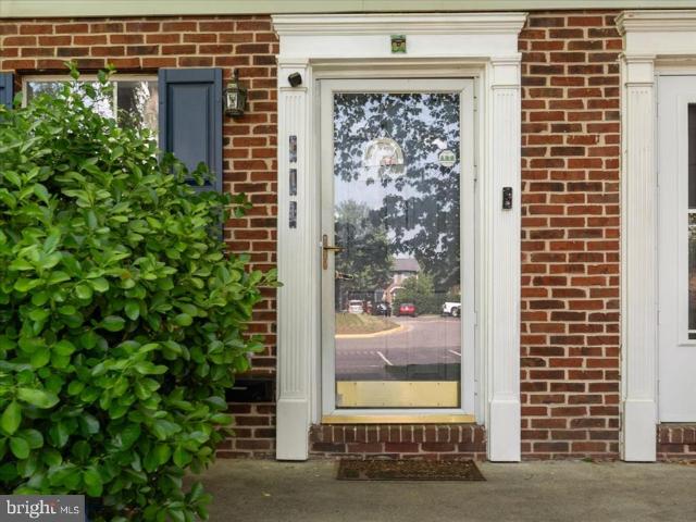 111 Willowbrook Court