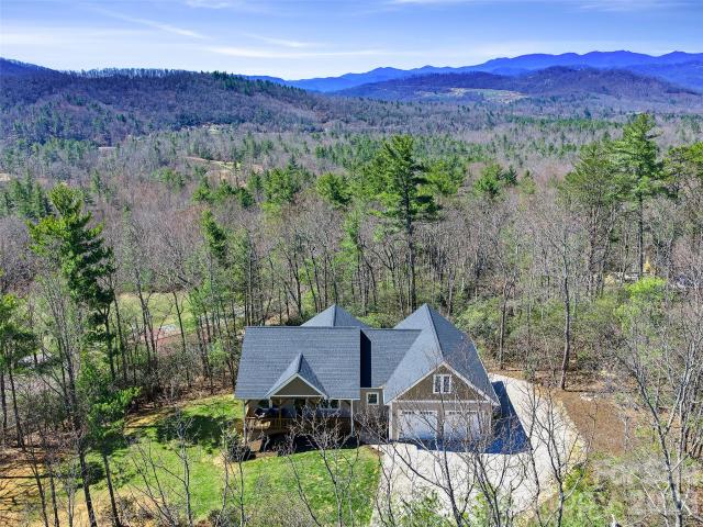 111 Wipprecht Dr, Spruce Pine, NC 28777 | MLS #4361 | Compass