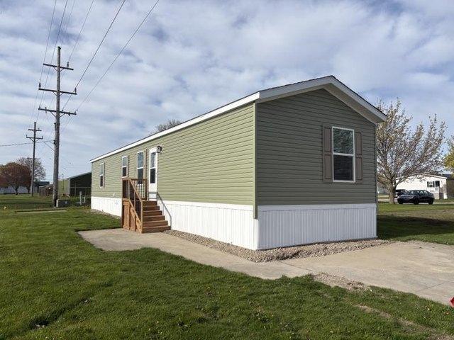 111 Townley Dr, Harbor Beach, MI 48441