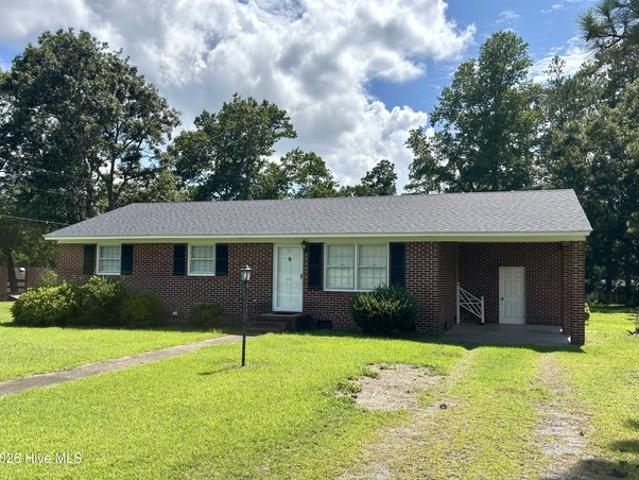 111 Varsity Rd, Murfreesboro, NC 27855