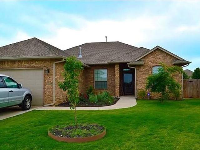 11240 NW 106th St, Yukon, OK 73099