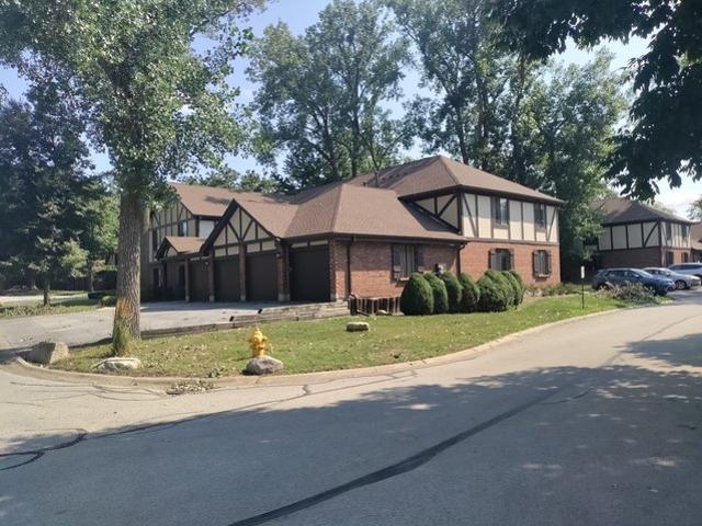 11241 S Cherry Ct Unit 56B, Palos Hills, IL 60465