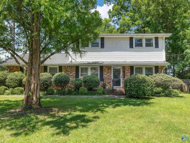 11242 Hillwood Dr SE, Huntsville, AL 35803