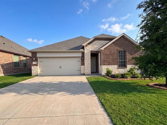 11245 Canyon Mine Dr, Aubrey, TX 76227