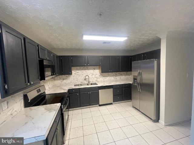 11248 Hannah Way # 8