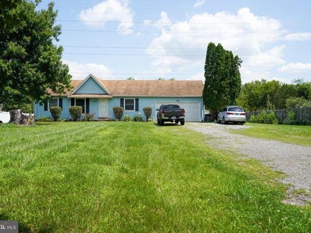 11249 Edgewood Dr, Bealeton, VA 22712