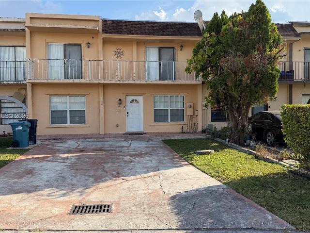 11249 SW 33rd Cir Pl, Miami, FL 33165 | MLS #A11978 | Compass