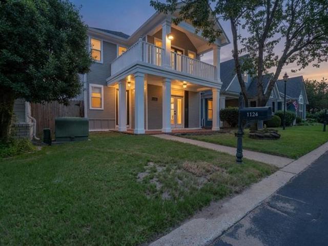 1124 Misty Isle Dr, Memphis, TN 38103