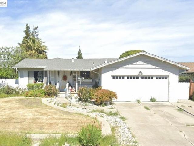 1124 Monterey Dr, Antioch, CA 94509