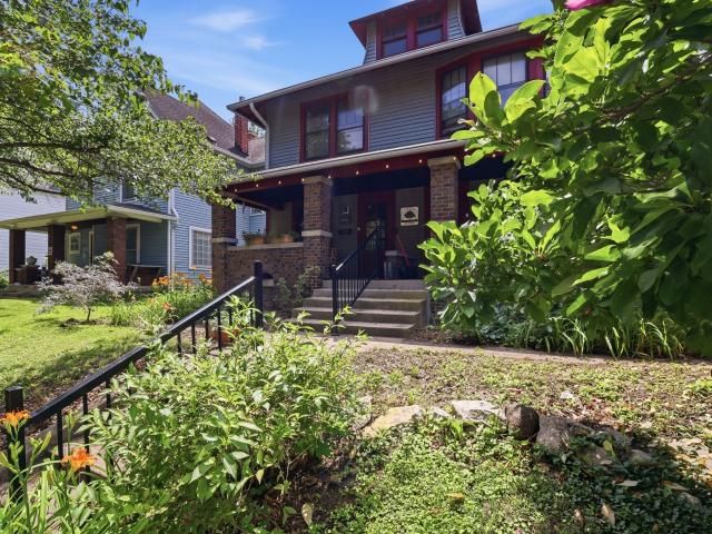 1124 N Tacoma Avenue