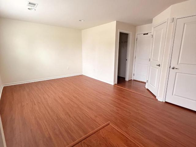 1124 Oakwood St, Fredericksburg, VA 22401 | MLS #VAFB2009 | Compass