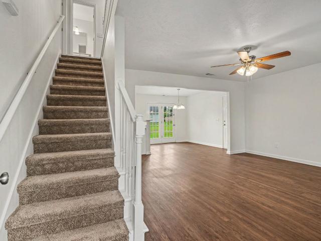 1124 Benton Mason Dr