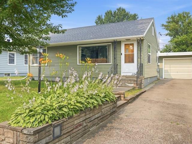 1124 Briggs Ave, Eau Claire, WI 54703