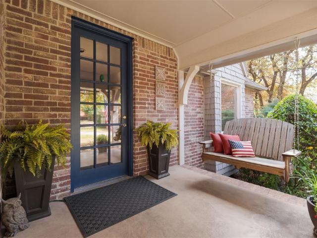 1124 Caines Hill Road
