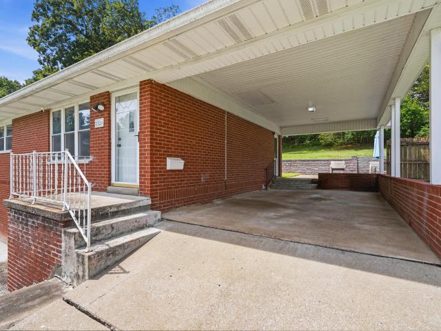 1124 darlene dr
