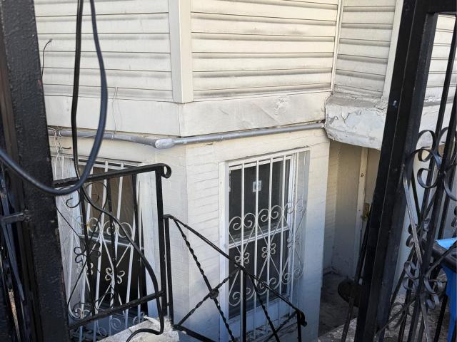 1124 Fox Street