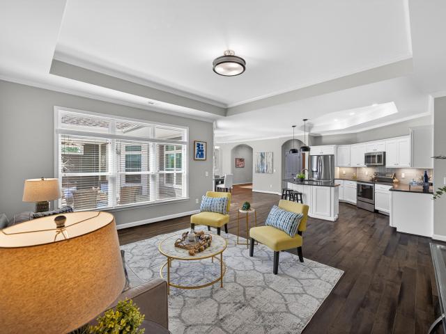 1124 Hudson