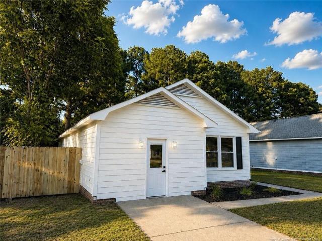 1124 Hoke Loop Road