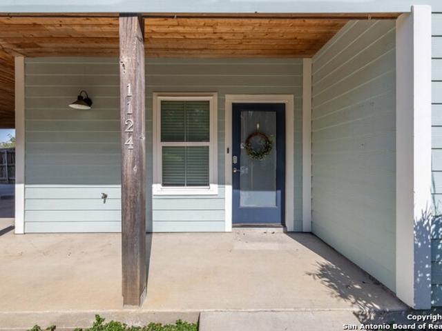 1124 Katy Street