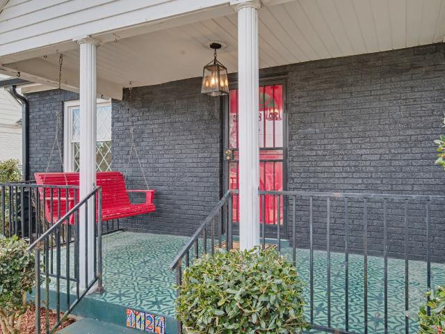 1124 Sunnymeade Dr