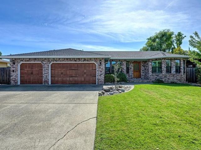 1124 Schauer Ct, Walnut Grove, CA 95690