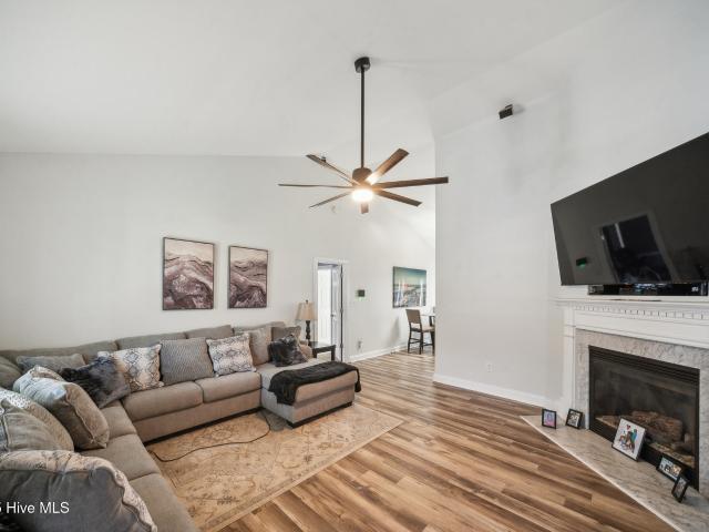 1124 Sebring Drive