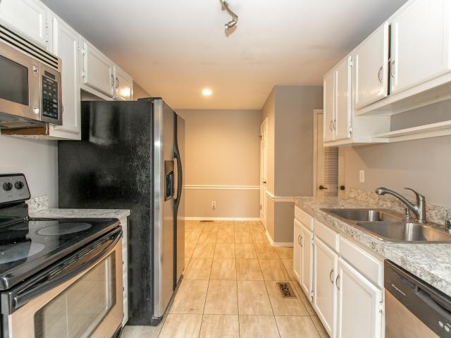 1124 Turkey Foot Road # C