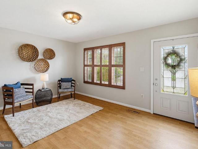 1124 Wynbrook Road