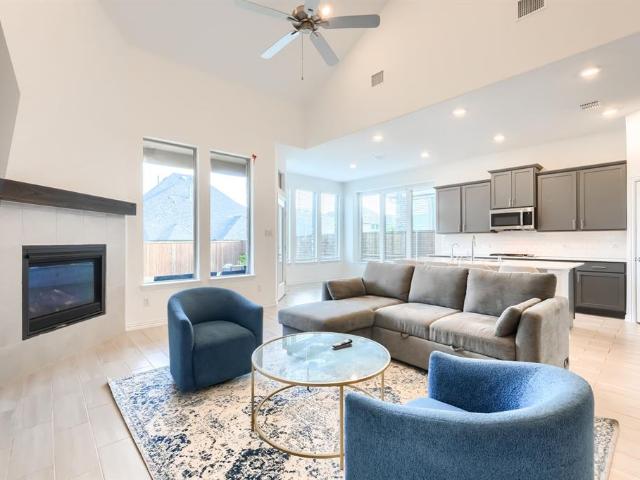 1124 Water Canna Drive