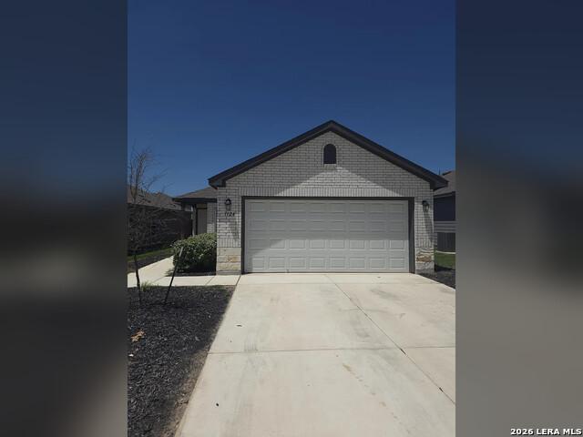 1124 Whitneyway Ln