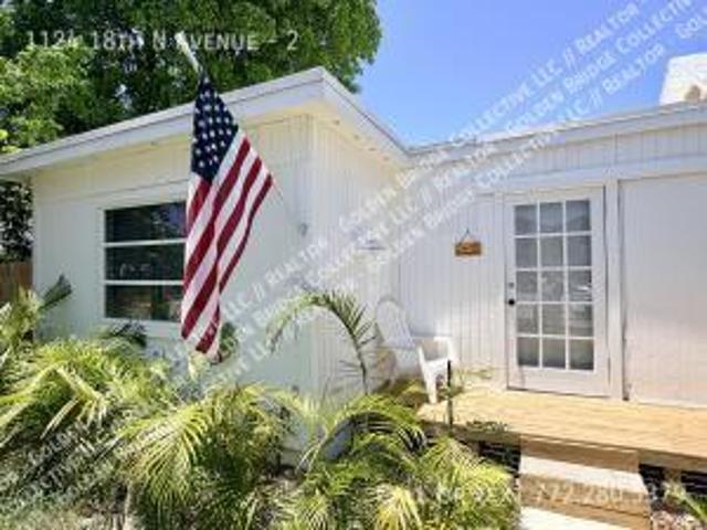 1124 18th Avenue · Pool