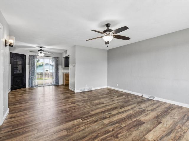1124 12th Street
