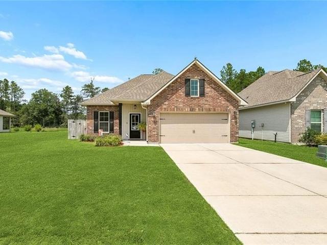 11253 Clover Knoll Dr, Covington, LA 70433