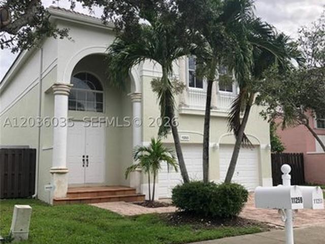11253 NW 47th Ln, Doral, FL 33178