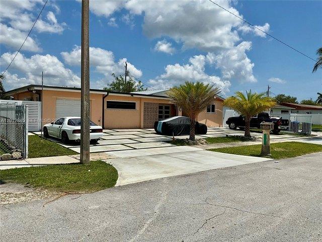11251 SW 181st St, Miami, FL 33157